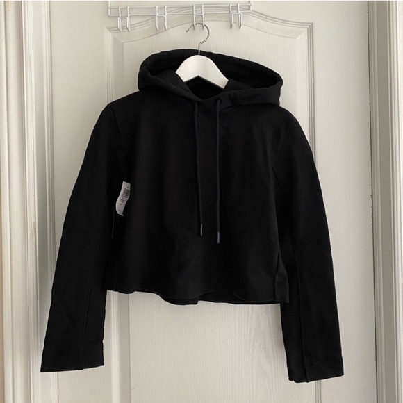 Aritzia | Tops | Nwt Aritzia Talula Cropped Terry Cloth Hoodie | Poshmark